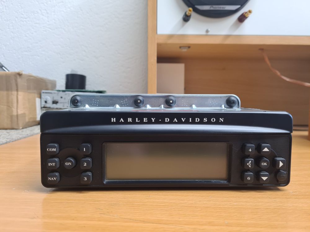 Harley Davidson Radio Harman Kardon (BE 7680) (Gebraucht) in Horw für ...