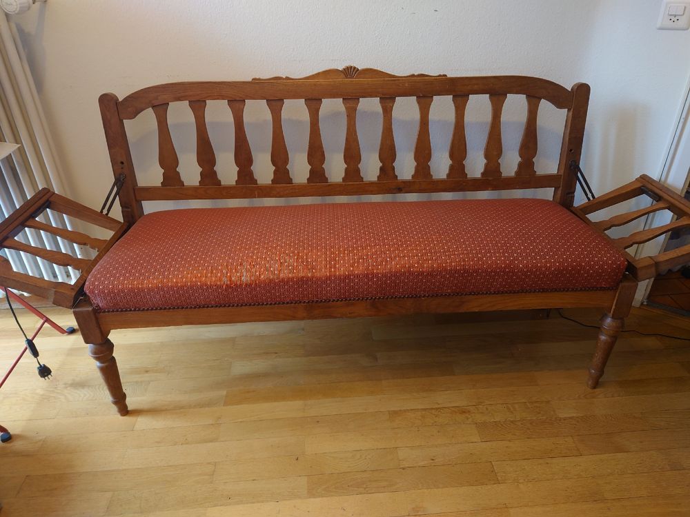 Antikes Sofa mit Armlehnen aus den 30er oder 40er (Gebraucht) in Zürich ...