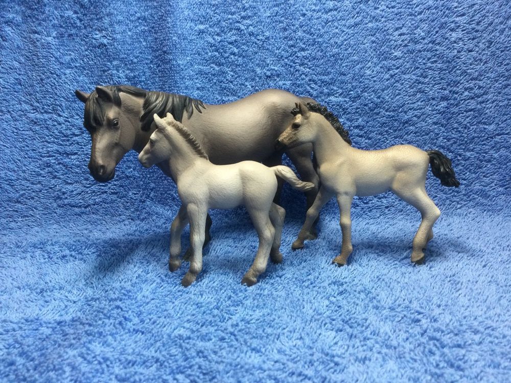 Collecta Konik Stute mit 2 Fohlen. (Gebraucht) in Biel/Bienne für CHF 20 – mit Lieferung auf ...