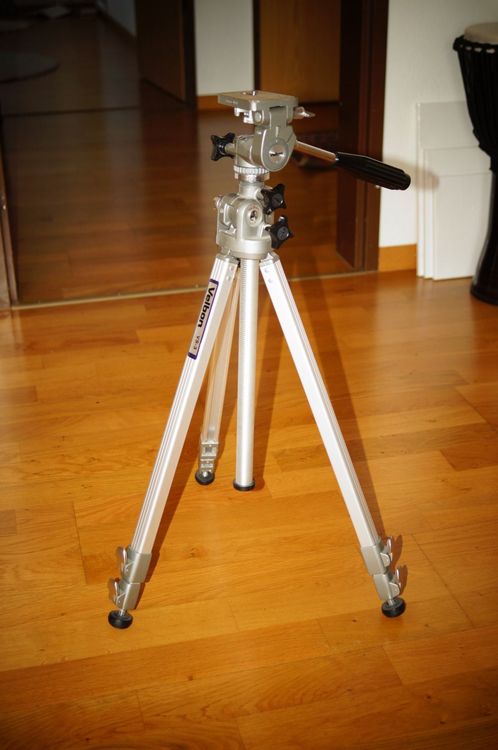 Velbon VS-3 Stativ (Gebraucht) in St. Gallen für CHF 38 – mit Lieferung ...