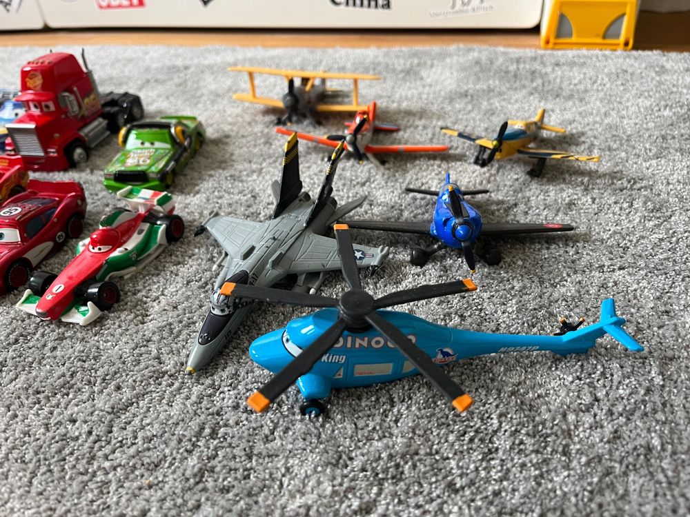 19x Mattel Disney Pixar CARS & PLANES Set 1:55 | Kaufen auf Ricardo