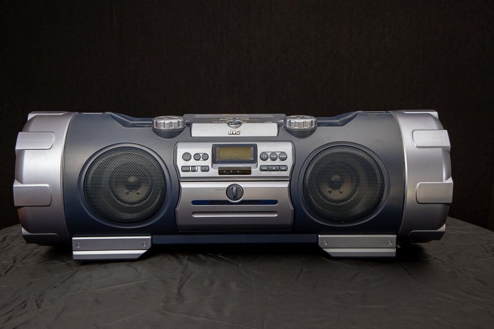 JVC Ghettoblaster CD / Guitar System (Gebraucht) in Herrliberg für CHF ...