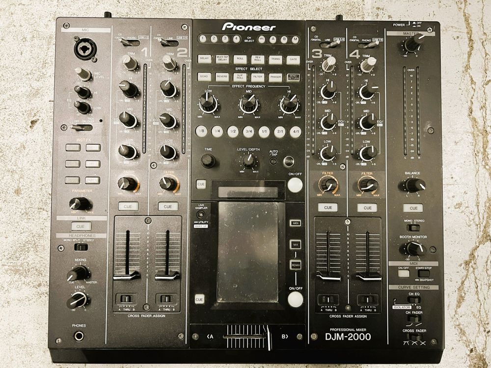 Pioneer DJM-2000 (Gebraucht) in Vogelsang AG für CHF 800 – nur Abholung auf Ricardo kaufen