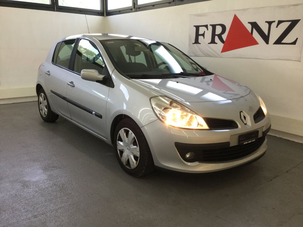 "Renault Clio 1.6 16V Dynamic Automat 111 PS. | Kaufen auf Ricardo