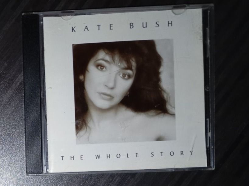 Kate Bush - The Whole Story - CD (Gebraucht) in Steffisburg für CHF 3.5 – mit Lieferung auf ...