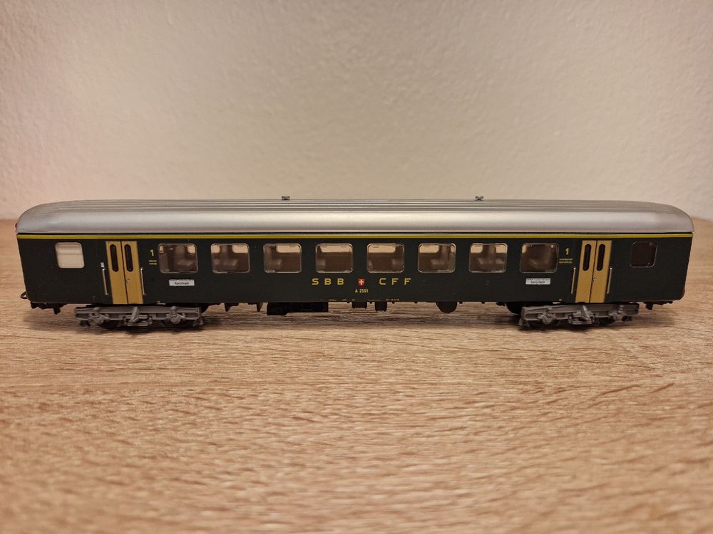 Märklin 4066 Personenwagen 1.Kl SBB H0 (D'occasion) à St-Aubin-Sauges pour CHF 13 – avec ...