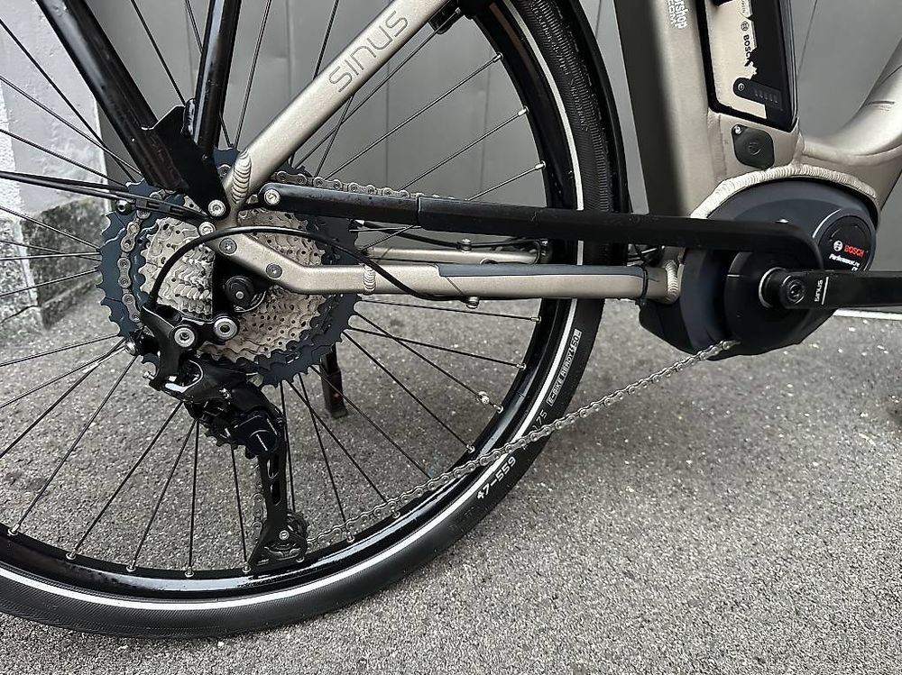 E-bike da donna Winora 28 bosch CX (Usato) a Quartino per CHF 100 ...