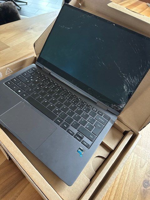 Samsung Galaxy Book3 360 mit Sturzschaden - für Ersatzteile? (Defekt ...