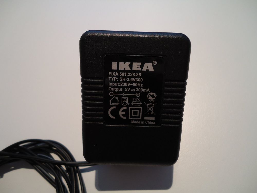IKEA Netzteil Netzgerät AC/DC Adapter 5V DC 0.3A (Gebraucht) in ...