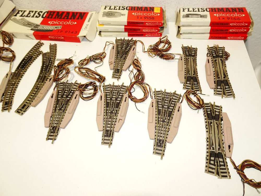 13 Fleischmann piccolo Weichen Spur N 9166 9158 9141 9143 (Gebraucht) in Luzern für CHF 115.9 ...