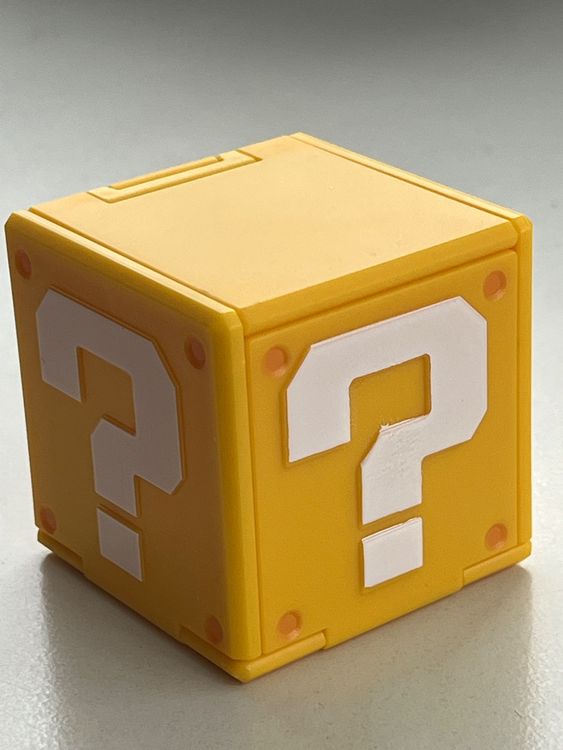 Super Mario Toad Figur mit Mystery-Box, Nintendo (Gebraucht) in ...