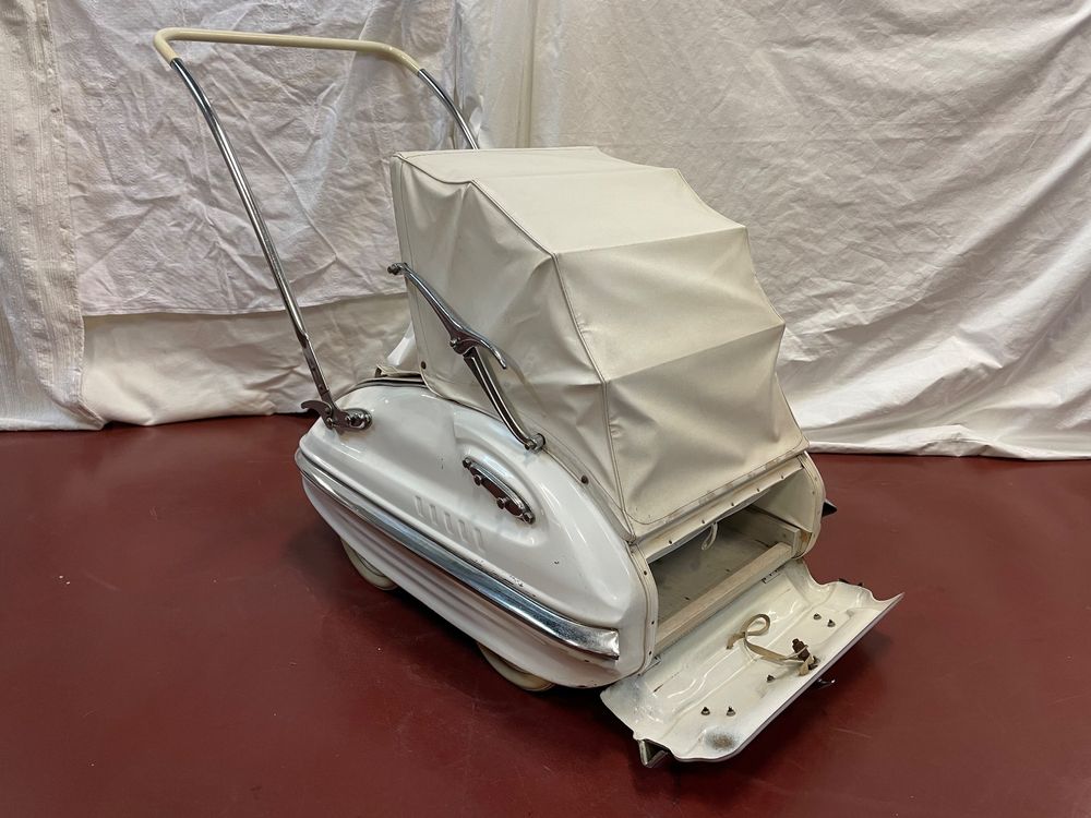 Royal Eka 50s Blech Kinderwagen Ami-Schlitten Design vintage (Gebraucht) in Hinwil für CHF 350 ...