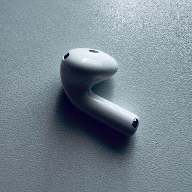 Original Apple AirPods 4 Gen. Linker mit ANC A3056 Einzeln (Neu (gemäss ...