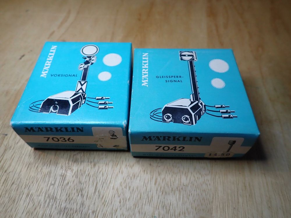 Märklin 2 Signale 7036 & 7042 (Gebraucht) in Rümlang für CHF 13 – mit ...