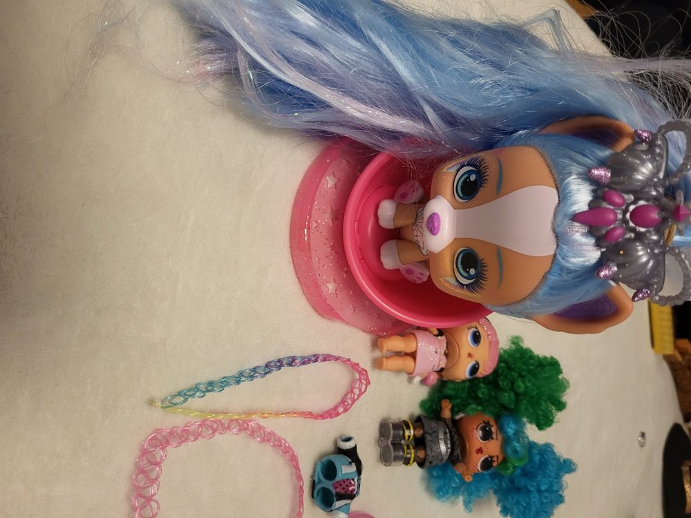 VIP Pets und 2x LOL Minipuppen (Gebraucht) in Gossau SG für CHF 15 ...