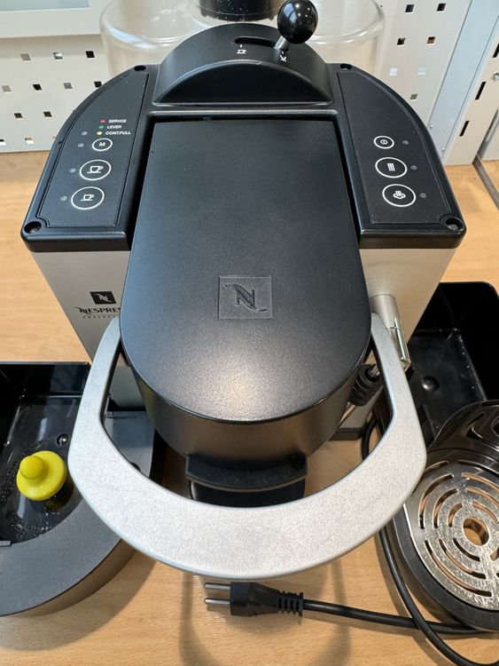 Nespresso ES 80 Pro Kaffeemaschine Für die flachen Nespresso (Gebraucht ...
