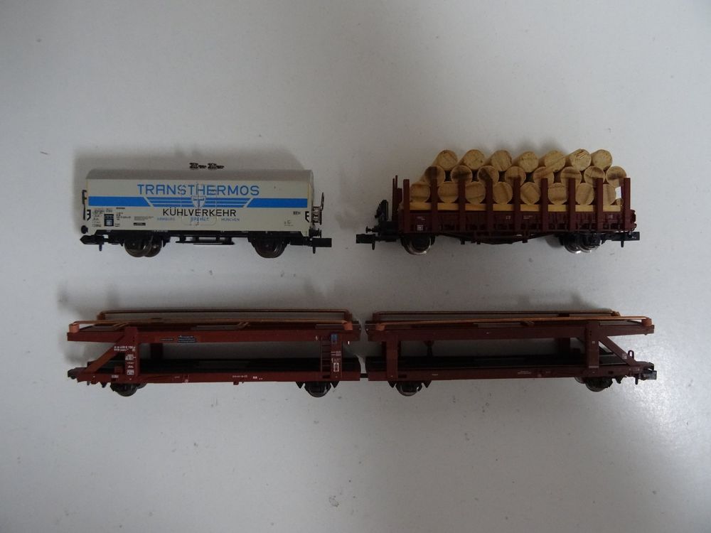 Minitrix 3 wagons pour N dès 1.-fr (Gebraucht) in bassecourt für CHF 4 ...