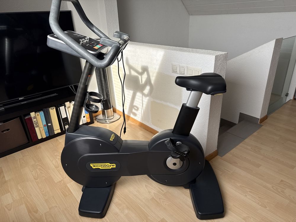 Technogym BIKE FORMA Heimtrainer Velo Fitnessgerät Cardio (Gebraucht) in Eggenwil für CHF 999 ...