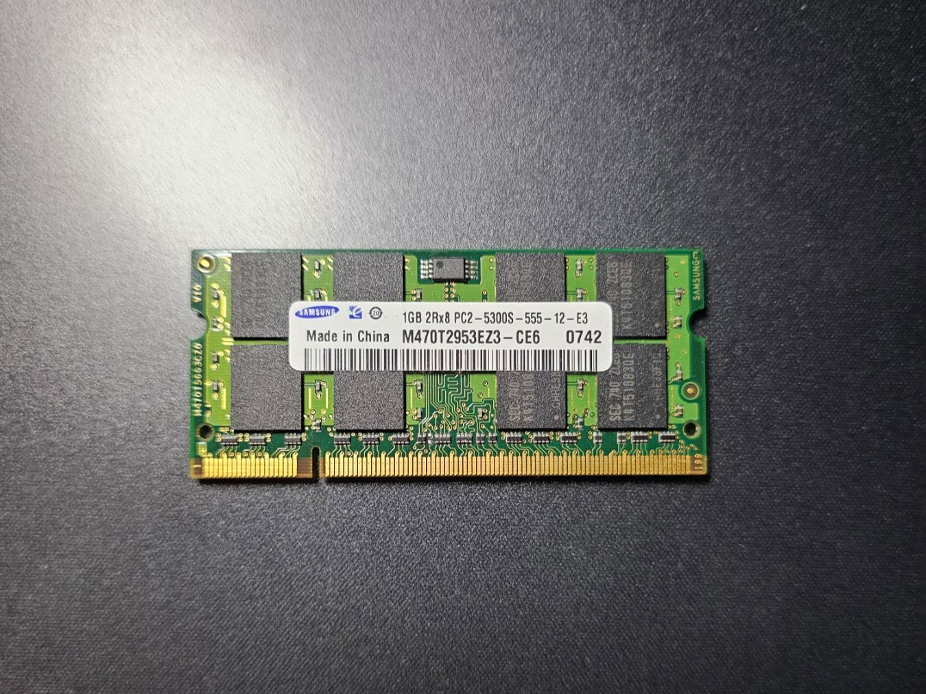 Samsung 1GB RAM, PC2-5300S, Notebook Speicher, SO-DIMM (Neu (gemäss ...