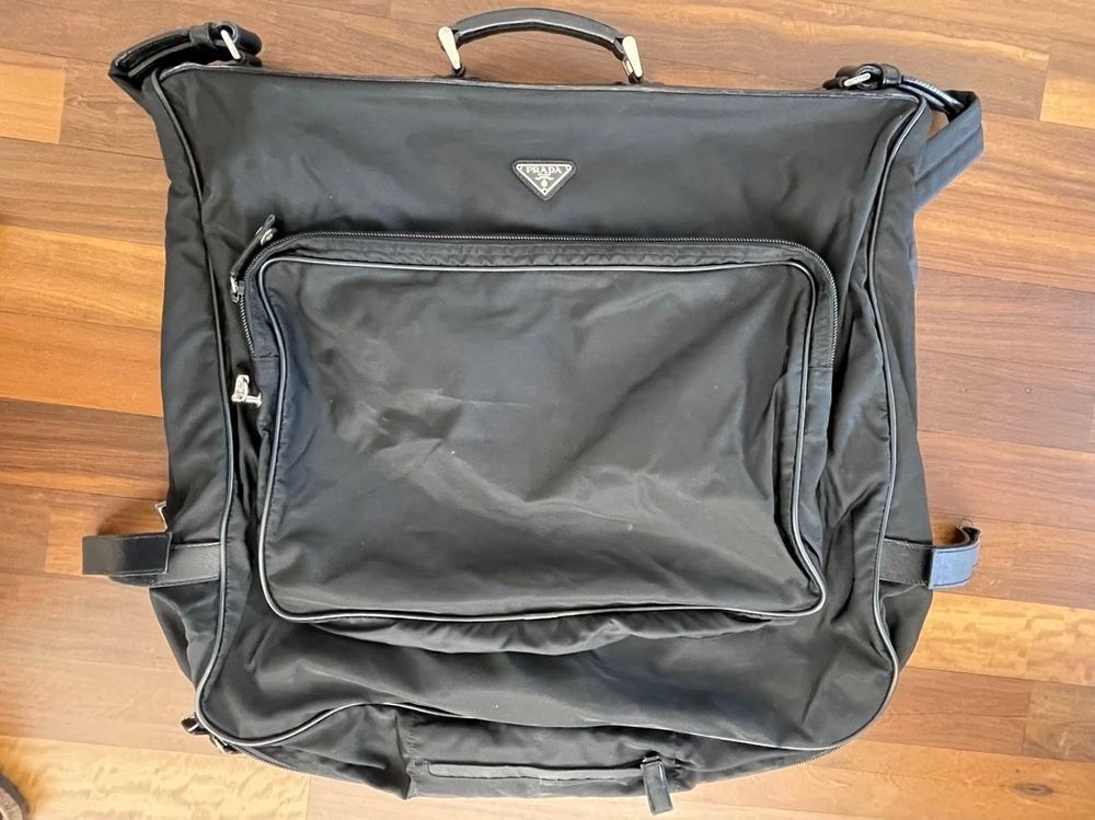 Prada Reise-Anzugtasche | Kaufen auf Ricardo
