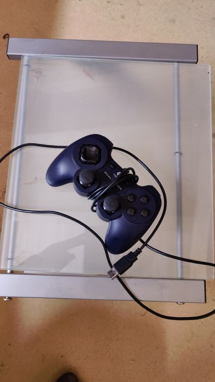 Logitech controller (Gebraucht) in Zürich für CHF 3 – mit Lieferung auf ...