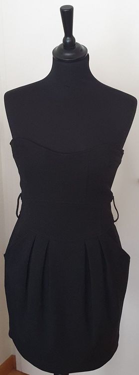 Robe bustier Zara - Taille S (D'occasion) à Court pour CHF 5 – avec livraison | Acheter sur Ricardo