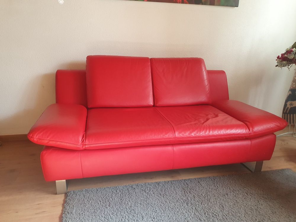 Ledersofa rot (Zweiersofa) (Gebraucht) in Rüdtligen für CHF 15 – nur Abholung auf Ricardo kaufen