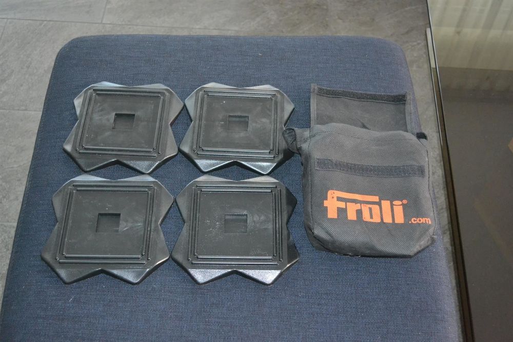 Stützfussplatten FROLI mit Sack (Gebraucht) in Strengelbach für CHF 3 – mit Lieferung auf ...