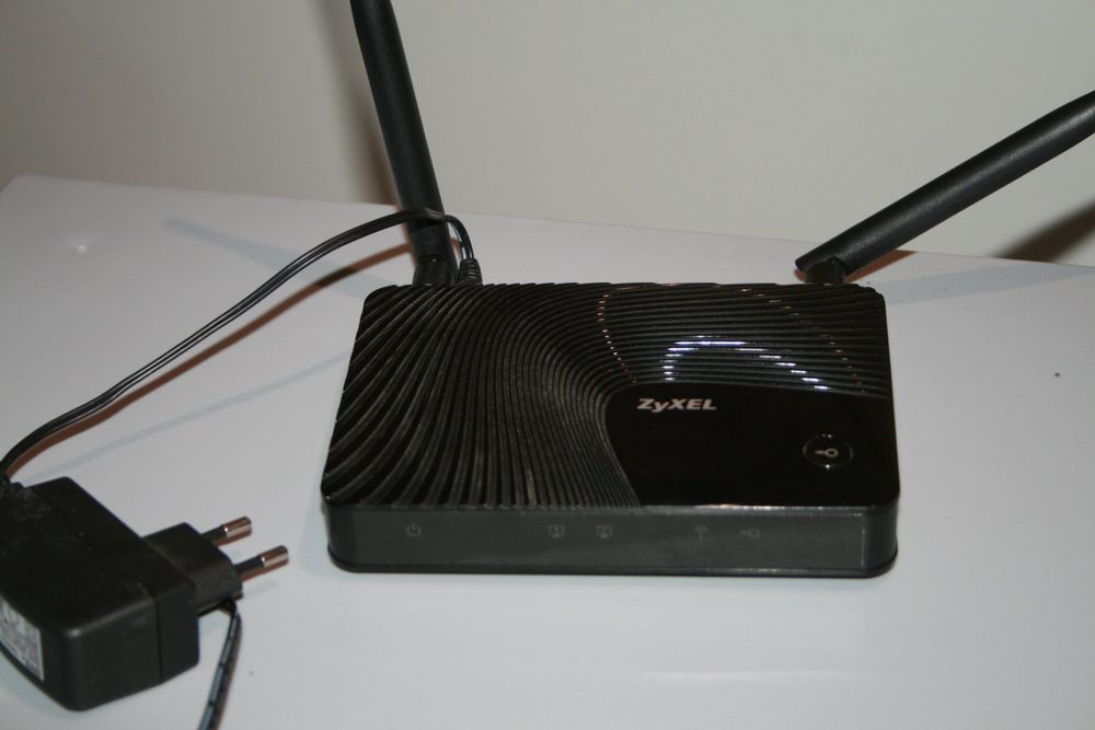 Zyxel WAP3205 v2 5 Modi: Access Point, Repeater usw. (Gebraucht) in ...