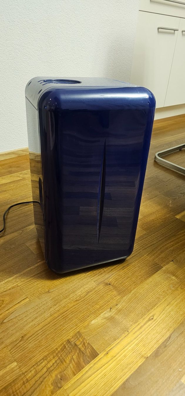 Praktischer Mini-Kühlschrank, ideal für den Sommer! (Gebraucht) in ...