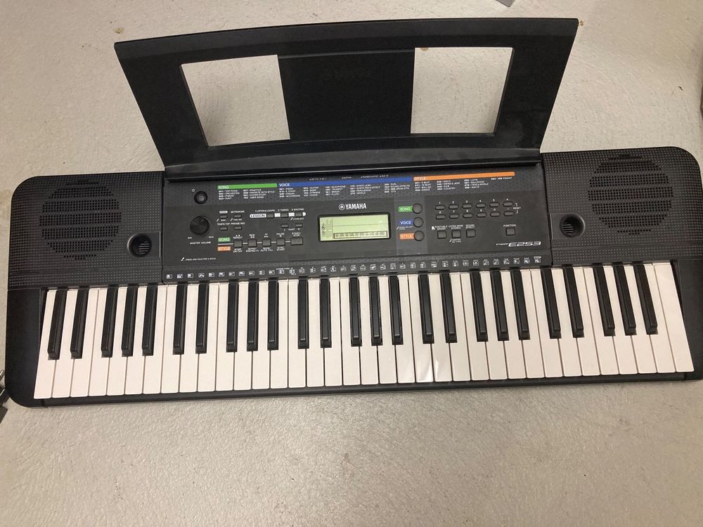 Keyboard Yamaha YPT-255 | Kaufen auf Ricardo