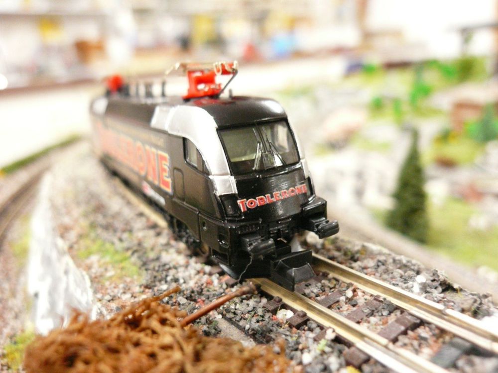 HOBBYTRAIN N BR 182 TAURUS TOBLERONE SCHWARTZ NEU UND OVP (Neu und ...