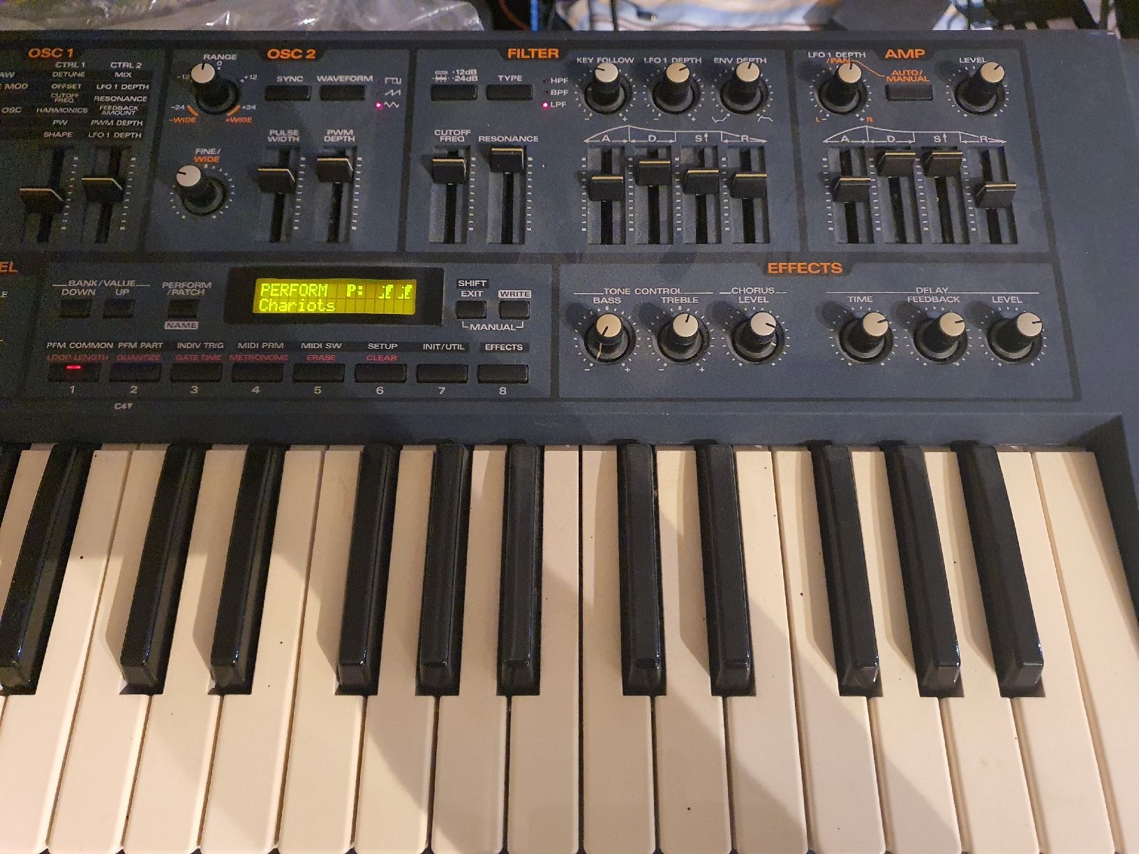 Roland JP-8000 Kult Synthesizer - Vintage Klangmaschine! (Gebraucht) in ...
