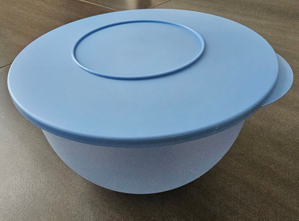 original Tupperware Schüssel blaue mit Deckel | Kaufen auf Ricardo