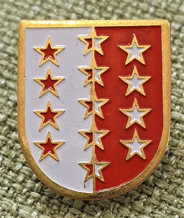 P311 Pin Schweiz Kanton Wappen Kantonswappen - Wallis Valais (Gebraucht) in Reinach BL für CHF 5 ...