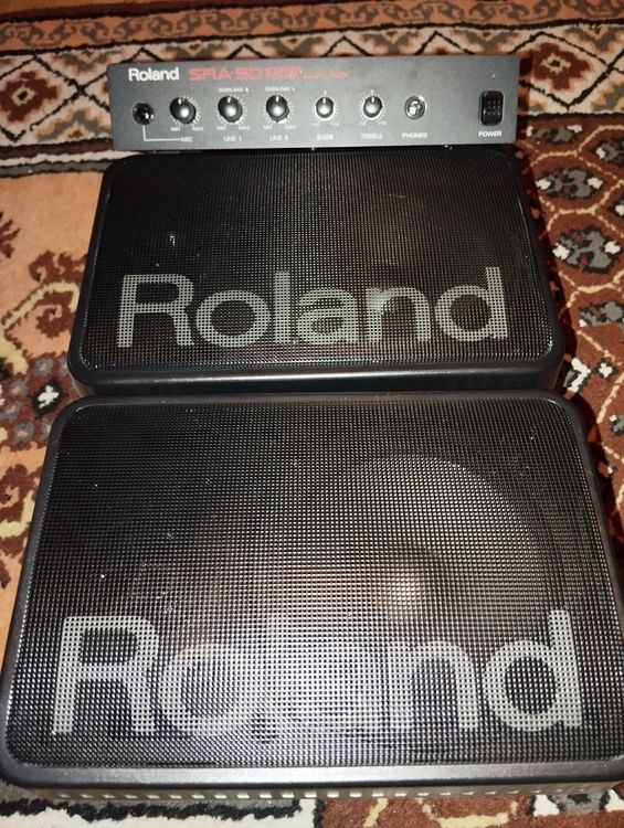Roland Studio Monitors & Power Amp (Gebraucht) in Heitenried für CHF 75 ...