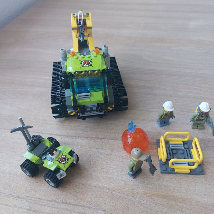 Lego City 60122 Vulkan-Raupe | Kaufen auf Ricardo