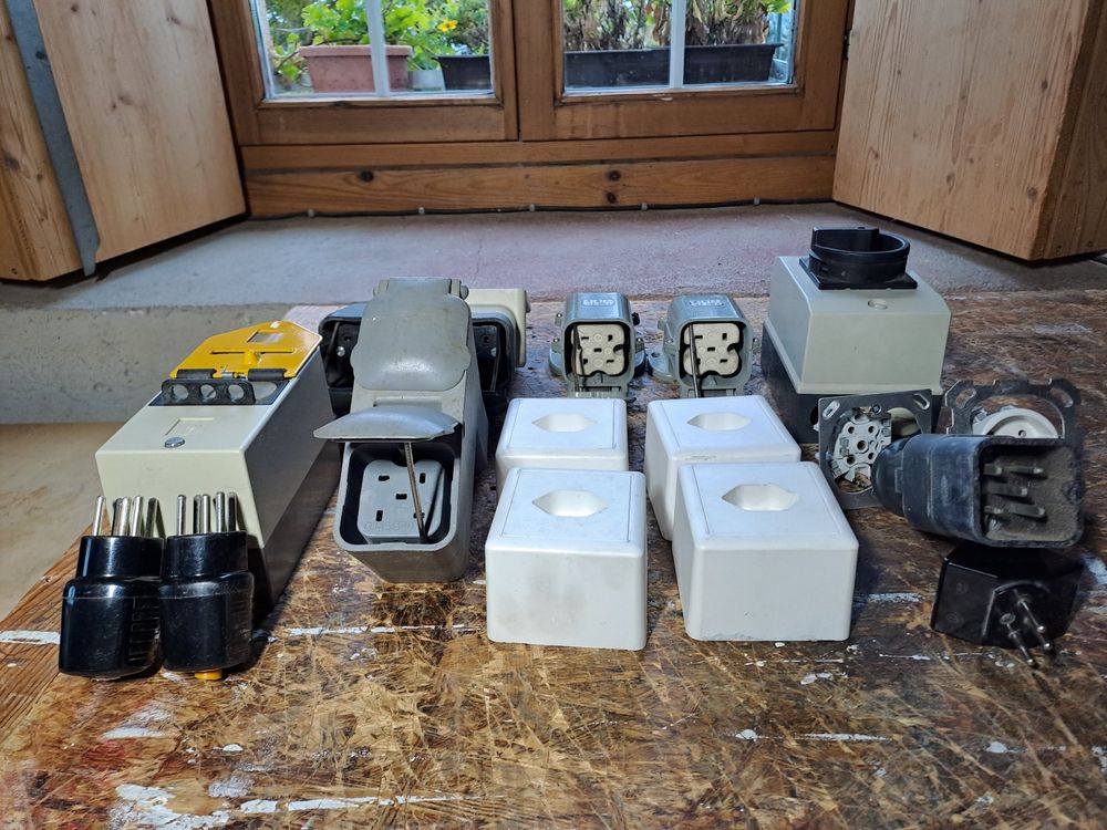 Elektromaterial | Kaufen auf Ricardo