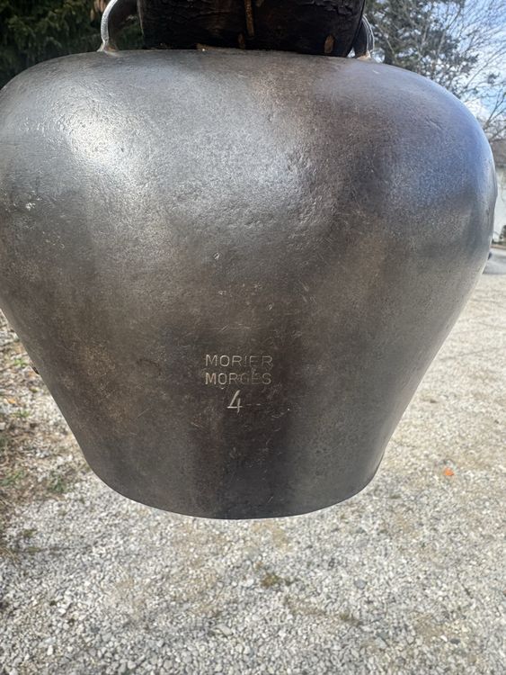 Cloche de vache Morier Morges no 4 Suisse ancienne (Gebraucht) in Penthalaz für CHF 216 – mit ...