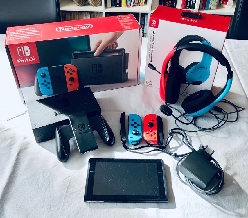 Nintendo Switch mit Headset | Kaufen auf Ricardo