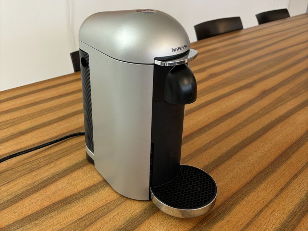Nespresso Vertuo Plus Deluxe Silver (Gebraucht) in Zürich für CHF 46 ...