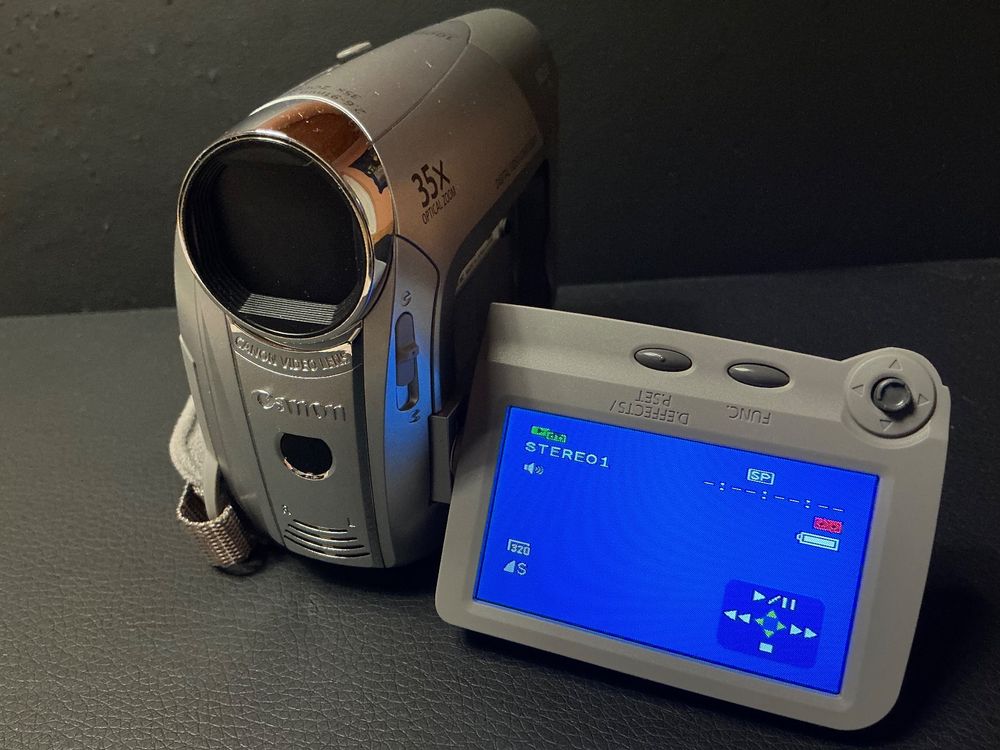 Canon MinIDV Camcorder mit joystick bedienung am Monitor (Gebraucht) in ...