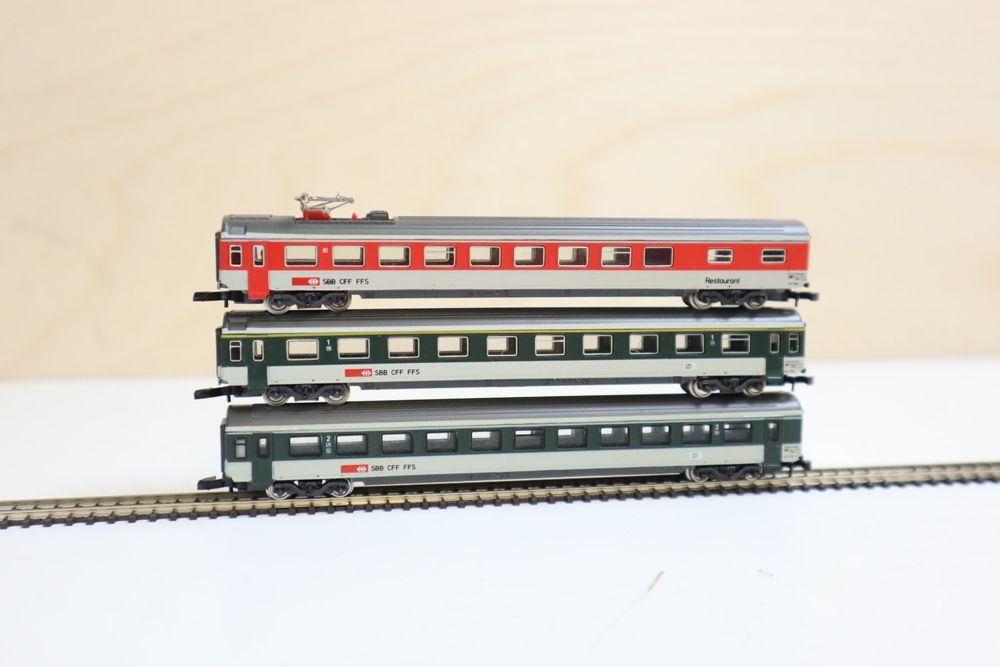 Märklin mini club 3 x SBB Personenwagen 8745 / 8746 / 8747 | Kaufen auf ...