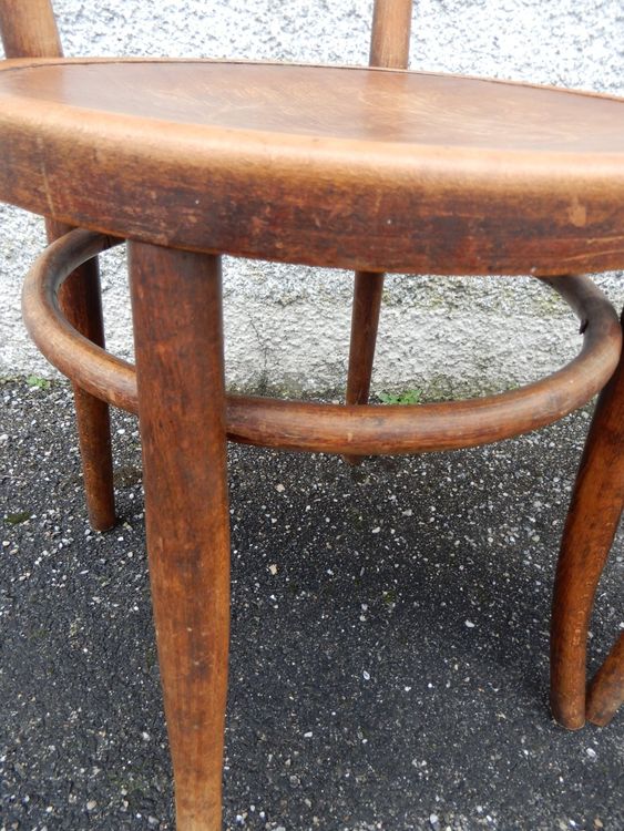 2 STK ANTIKE WIENERSTÜHLE ( KOHN ) (Gebraucht) in Huttwil für CHF 88 ...