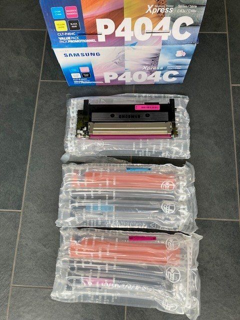 Druckerpatronen Samsung CLT-P404C/ELS (2 x Magenta, 1x Cyan) | Kaufen ...