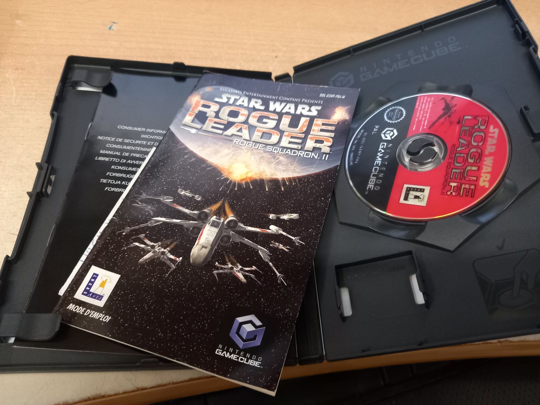 Star Wars Rogue Leader Nintendo Gamecube (D'occasion) à Prez-vers ...