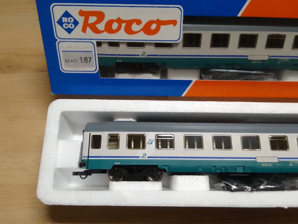 2 Roco H0 Wagen FS 45219 2. Klasse Personenwagen OVP (Gebraucht) in ...