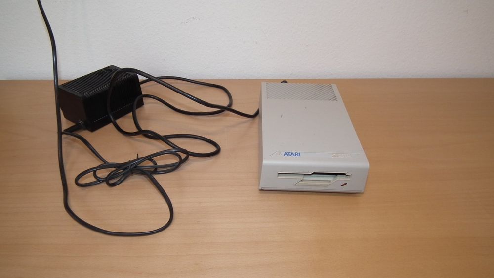 Atari SF314 (Defekt) in Winterthur für CHF 4 – mit Lieferung auf ...