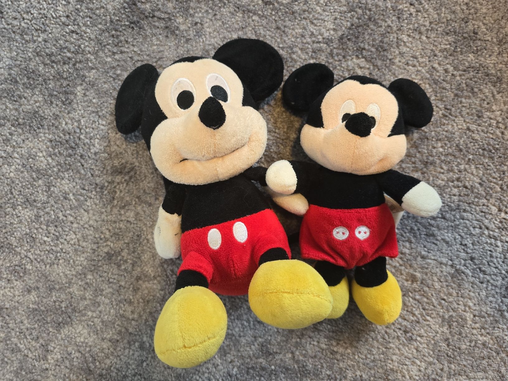Mickey Mouse Plüschtier Set (Gebraucht) in Unterentfelden für CHF 1 ...