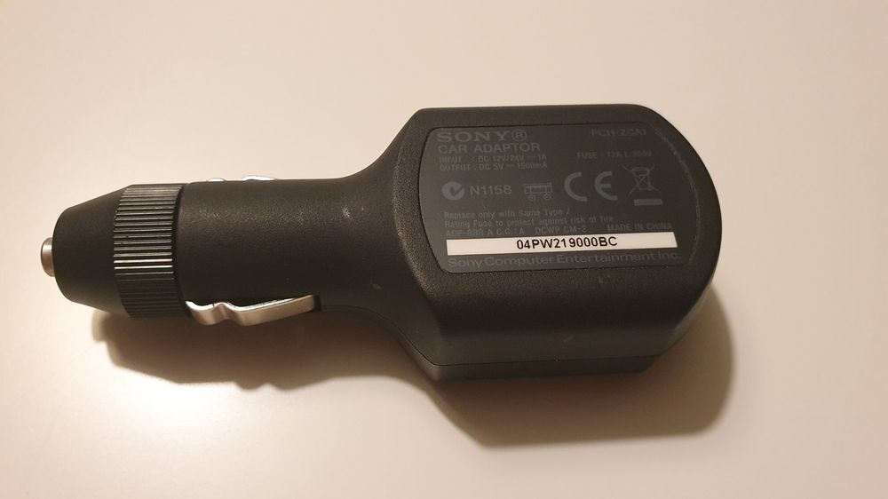 Originales Sony PS Vita Car Adaptor - PCH-ZCA1 (Gebraucht) in Uitikon ...